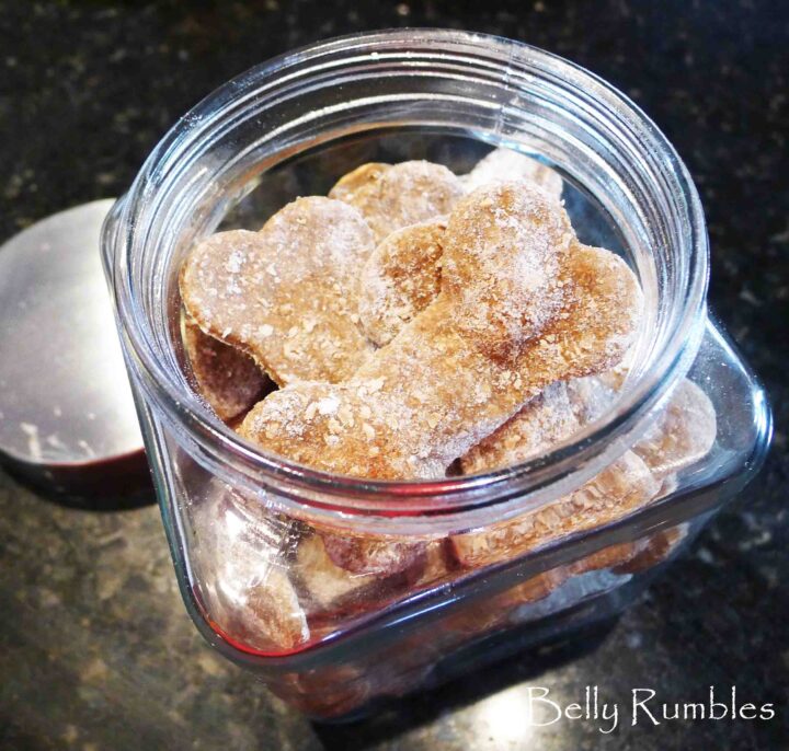 Chicken Liver Cookies - Doggo Treatos! - Belly Rumbles