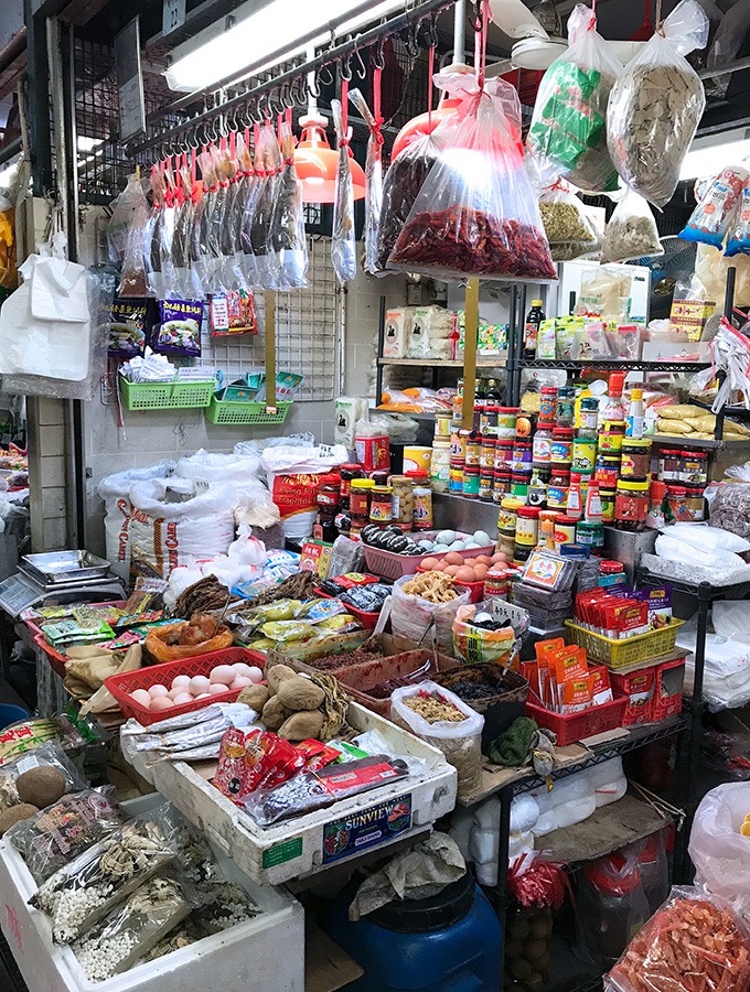 Seeing Red, Macao's Largest Wet Market - Belly Rumbles
