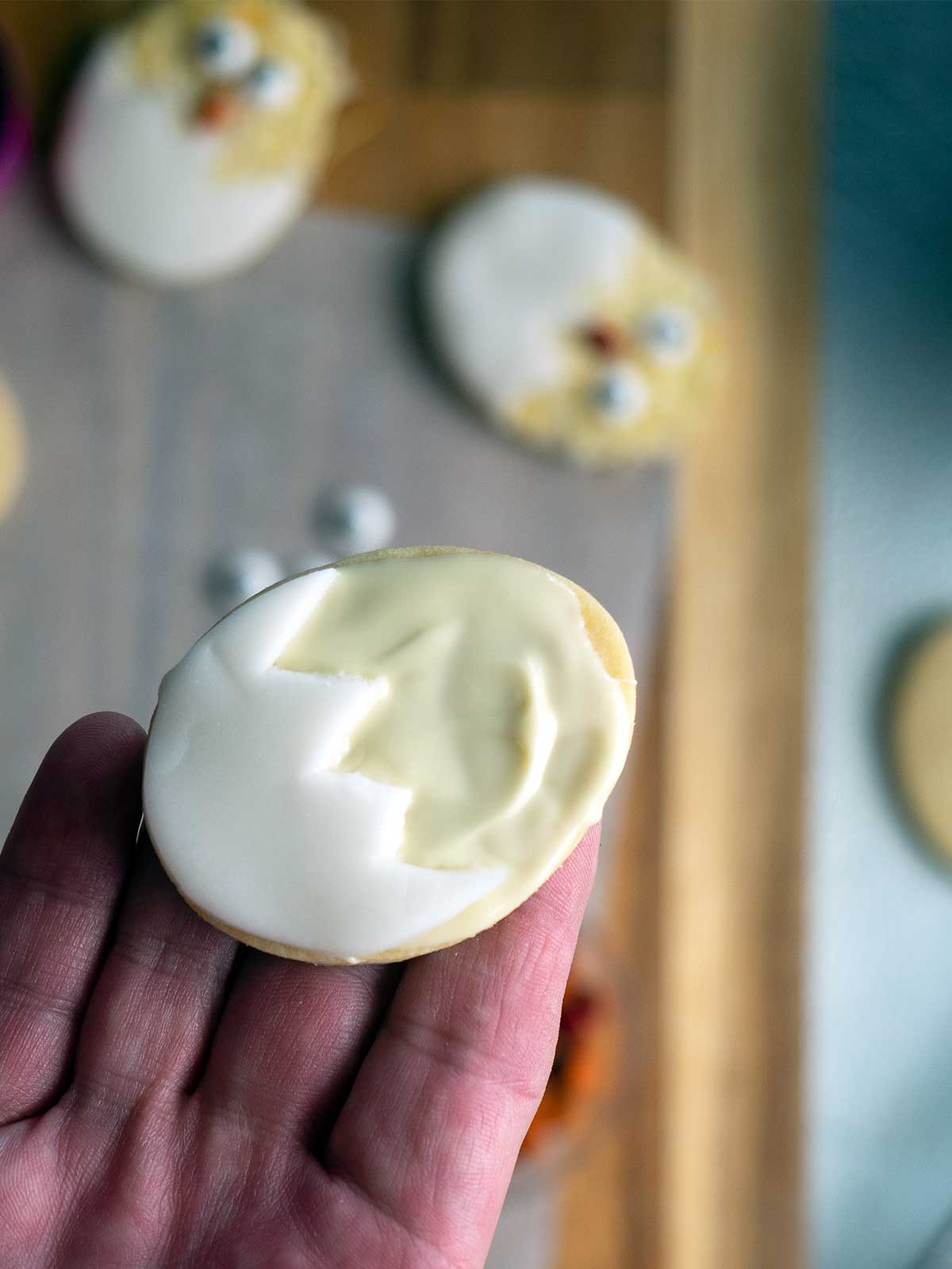 So Cute! Easter Chick Cookies - Belly Rumbles