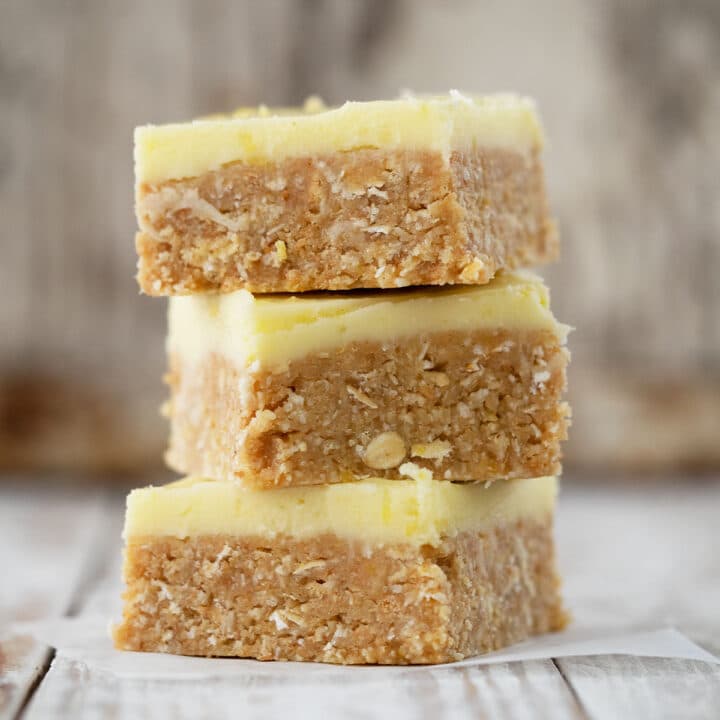No Bake Lemon Slice - Belly Rumbles