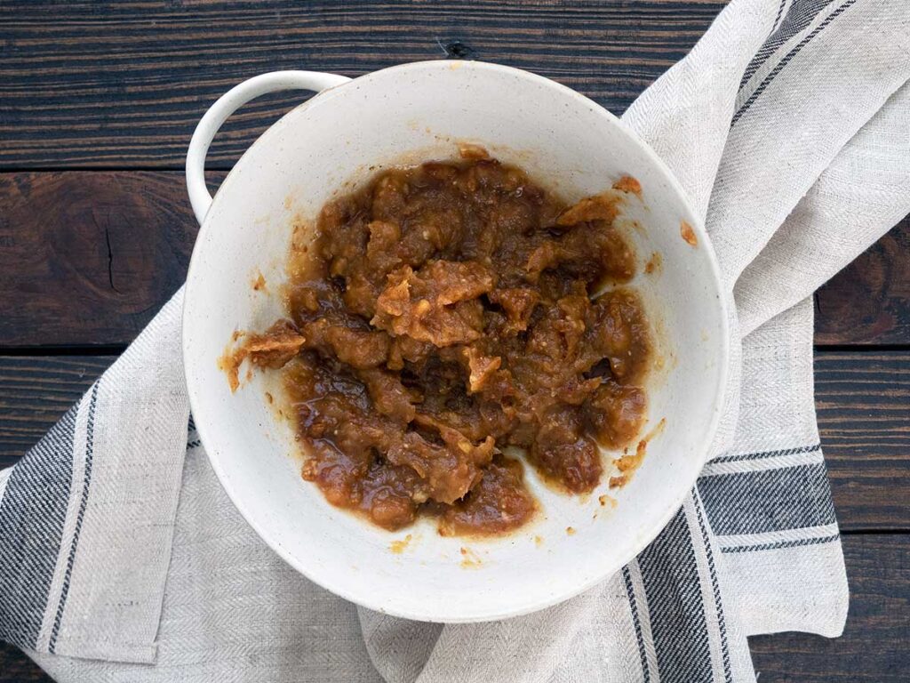 Date Donuts with Vanilla Cinnamon Sugar - Belly Rumbles