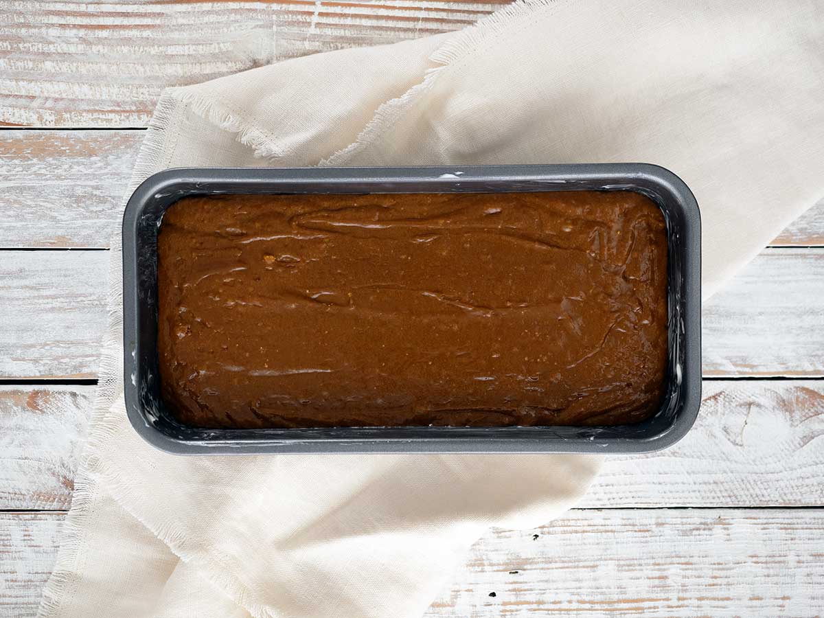 Aunty Tilly's Easy Gingerbread Cake Recipe - Belly Rumbles