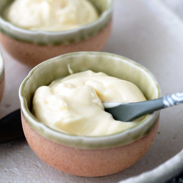 Quick Homemade Mayonnaise - Belly Rumbles