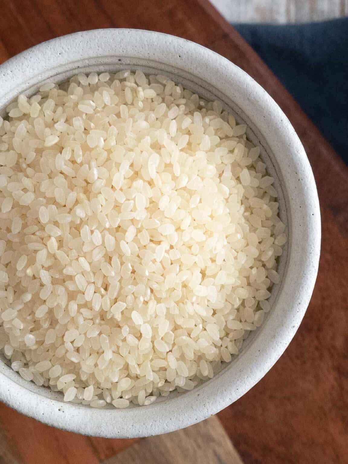 How to make sushi rice in a rice cooker - Belly Rumbles