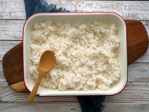 How to make sushi rice in a rice cooker - Belly Rumbles