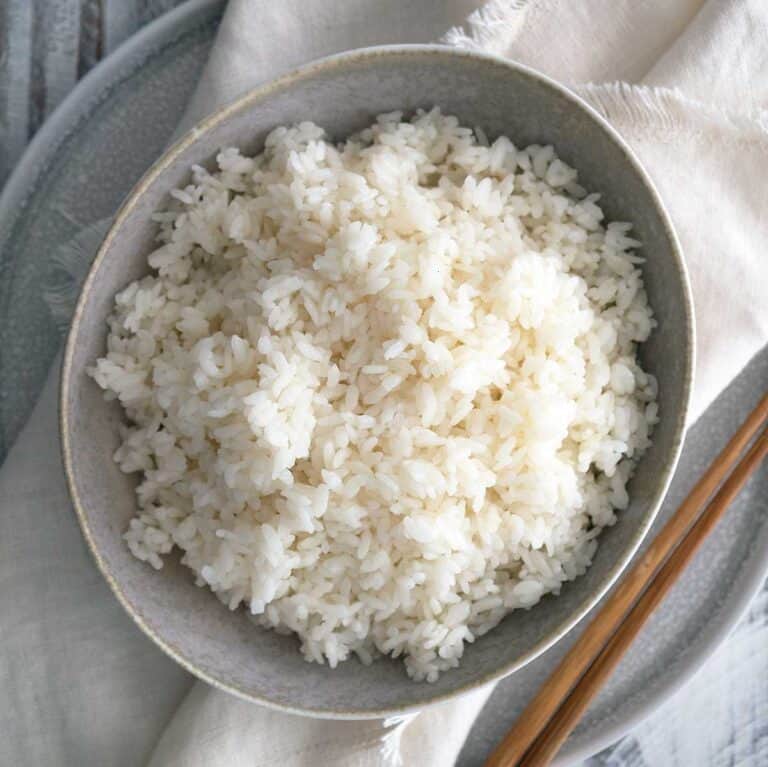 How to make sushi rice in a rice cooker - Belly Rumbles